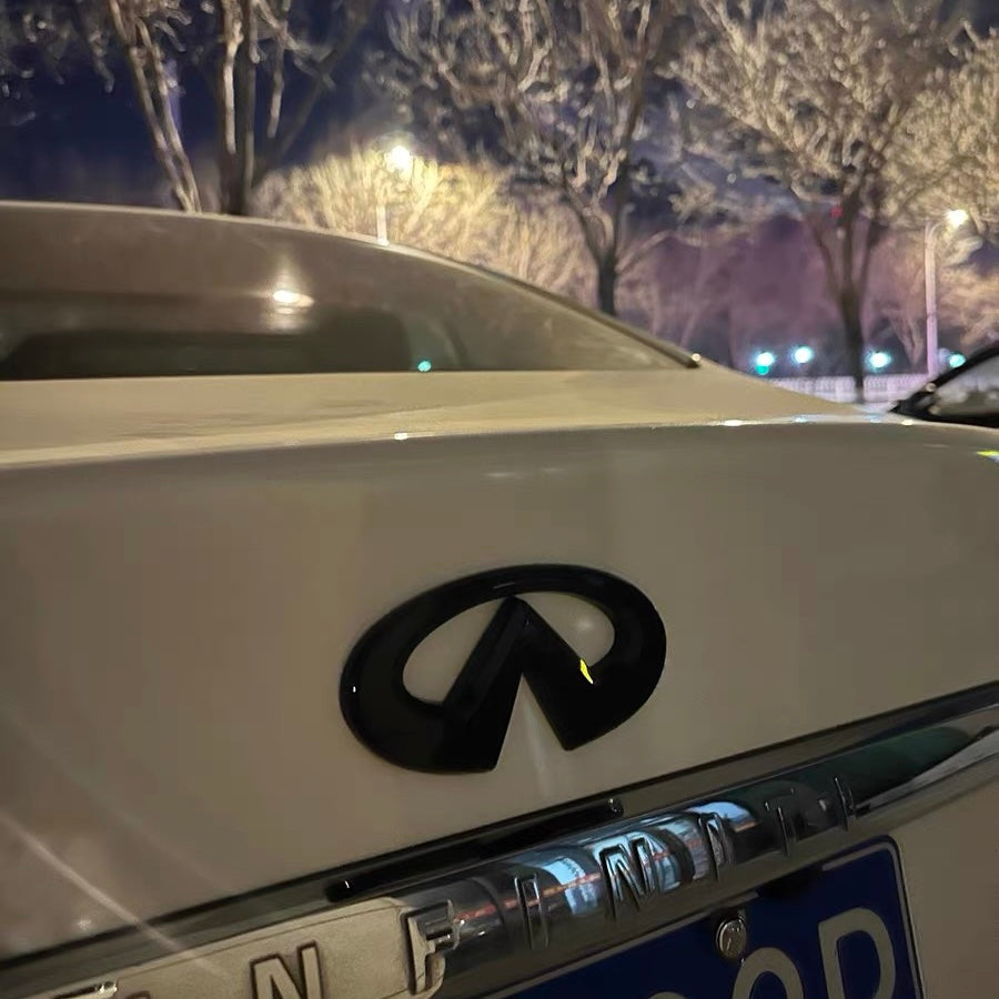 INFINITI Q50 QX70 Chrome Logo Black Emblem Carbon Fiber Material Badge